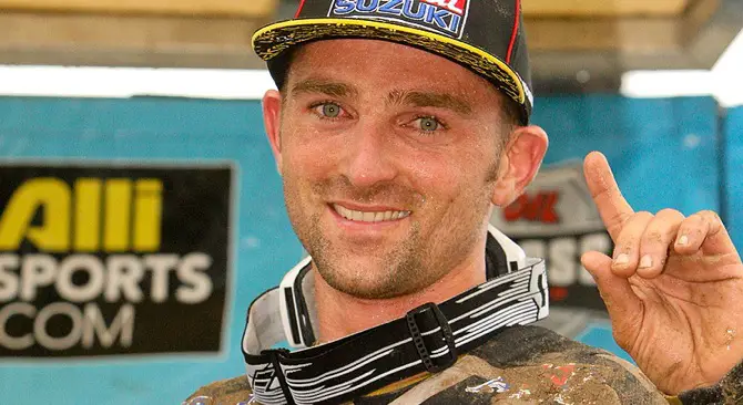 ในที่สุดรองเท้าอีกคู่ก็ร่วงลง! ประกาศทีม YOSHIMURA SUZUKI - Motocross ...