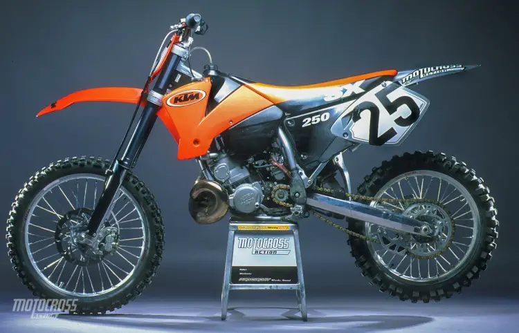 MXA RETRO TEST: COMPLETE TEST OF THE 2001 KTM 250SX - Motocross Action ...