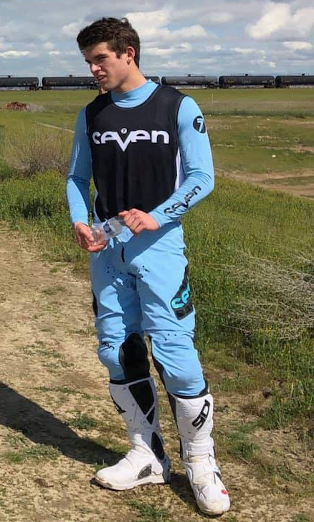 MOTOCROSS ACTION MID-WEEK REPORT - Motocross Action Magazine