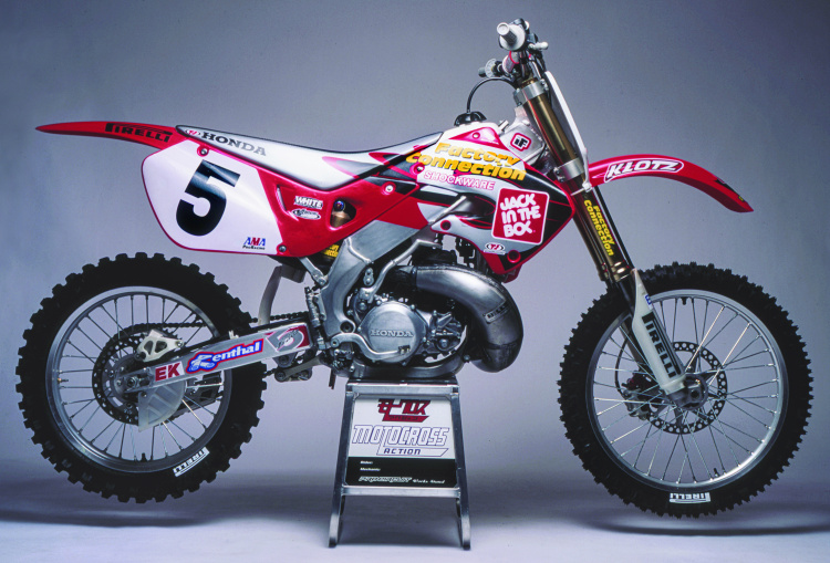 MXA RETRO TEST: WE RIDE MIKE LAROCCO’S 1998 JACK-IN-THE-BOX CR250 ...