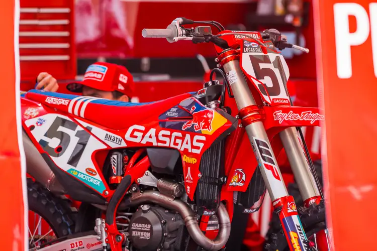 BEST IN THE PITS | FOX RACEWAY PRO NATIONAL 1 - Motocross Action Magazine