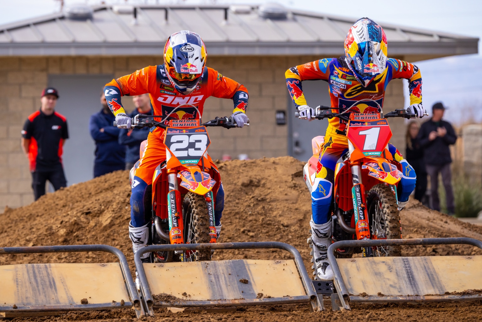 FIRST LOOK! 2025-1/2 KTM 250SXF & 450SXF FACTORY EDITIONS - Motocross Action Magazine