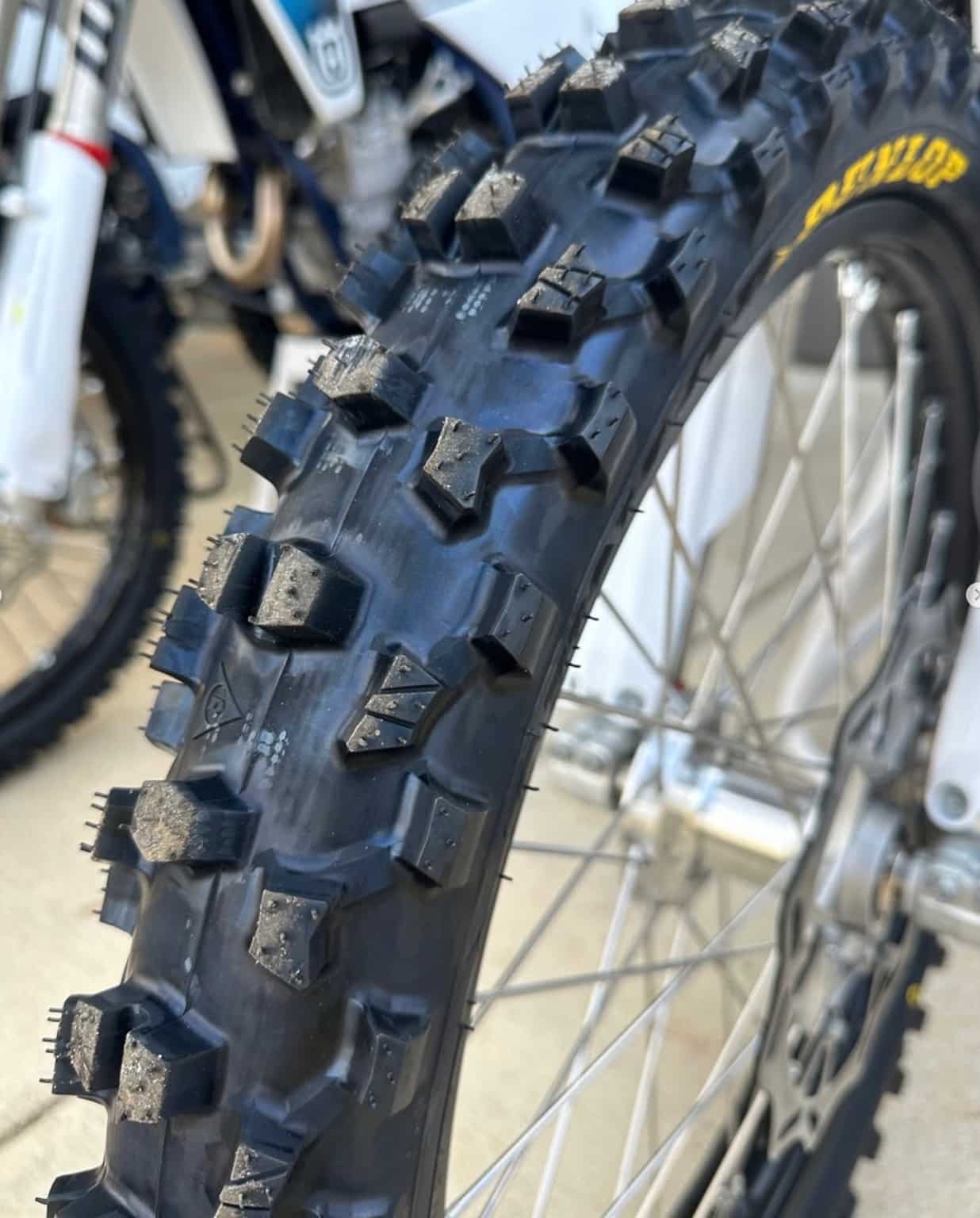 DIECI COSE SUL NUOVO PNEUMATICO FACTORY SPEC DI DUNLOP - Motocross ...