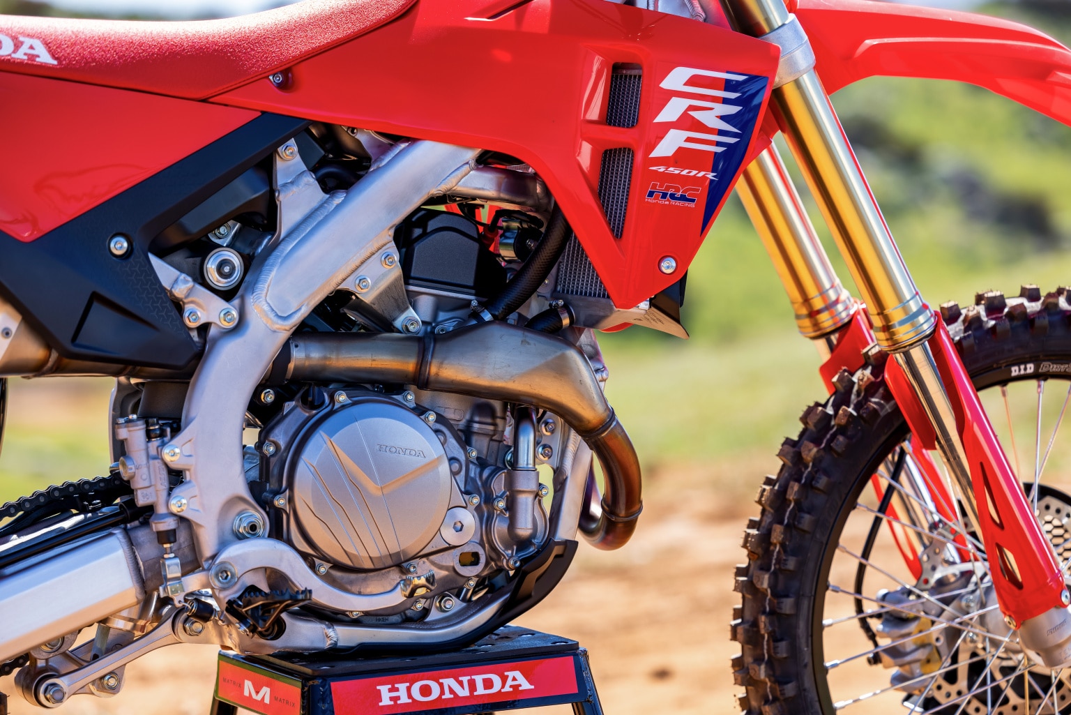 FIRST LOOK! 2026 HONDA MOTOCROSS MODELS: CRF250 & CRF450