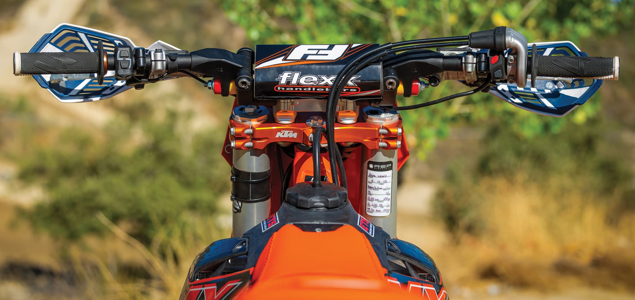 MXA RACE TEST: TWISTED DEVELOPMENT’S KTM 250SXF RACE BUILD - Motocross ...