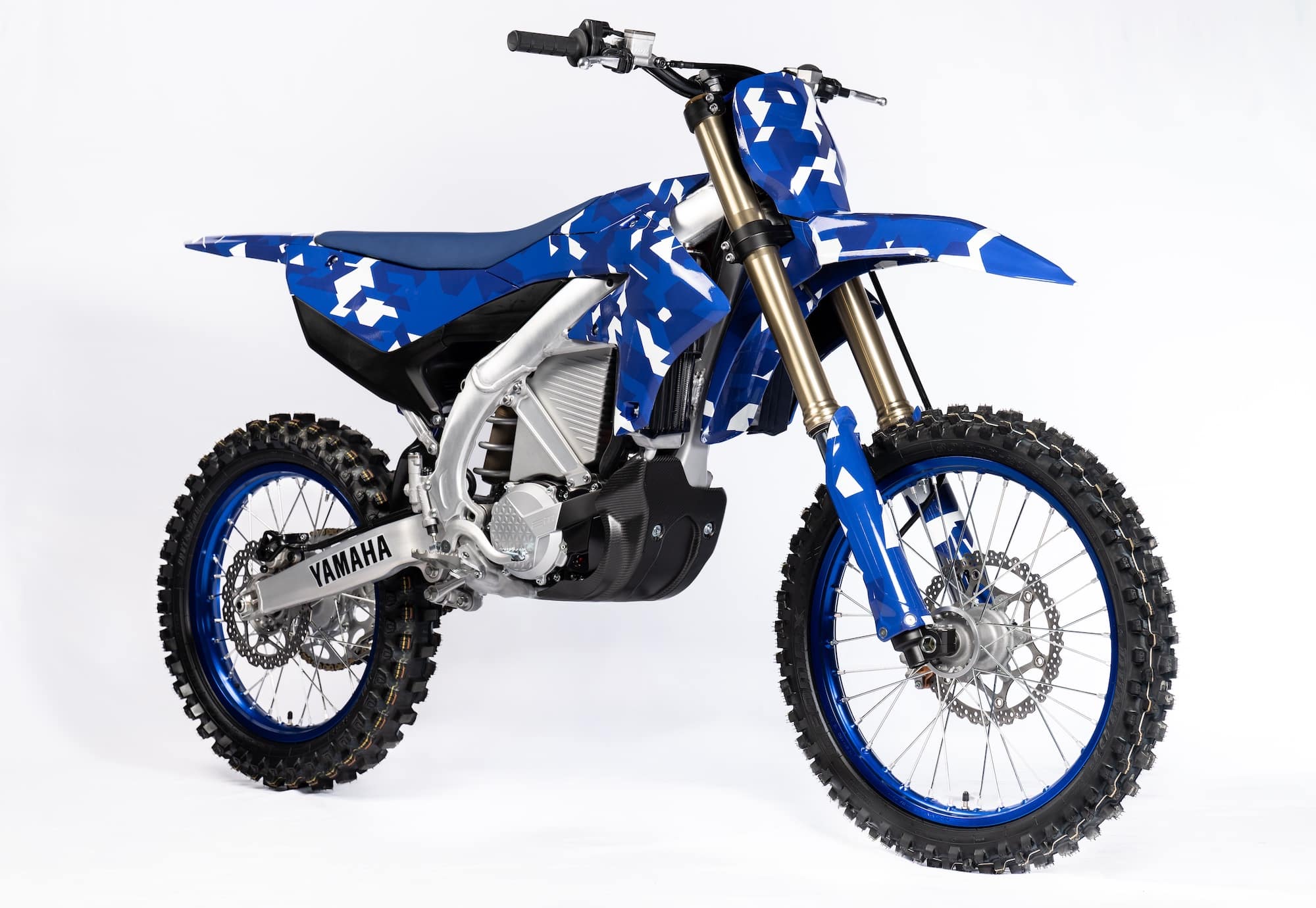 YAMAHA GOES ELECTRIC! NEW E-BIKE FEAT. YZ450F CHASSIS & CLUTCH ...